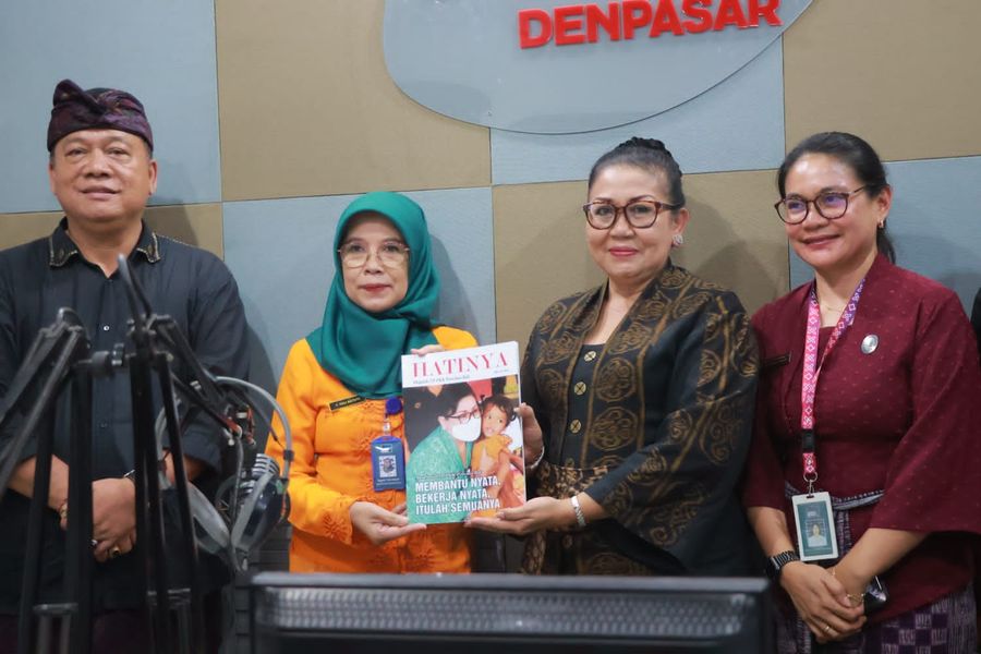 Putri Koster Sebagai Narasumber Dalam Dialog "Penanggulangan Rabies ...