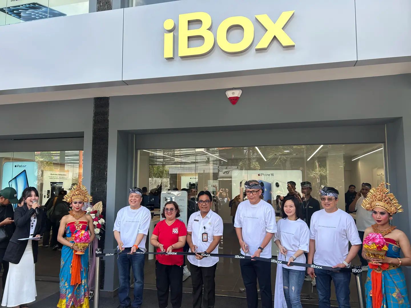 Erajaya Digital Resmikan iBox Apple Premium Partner Stand-alone Pertama ...